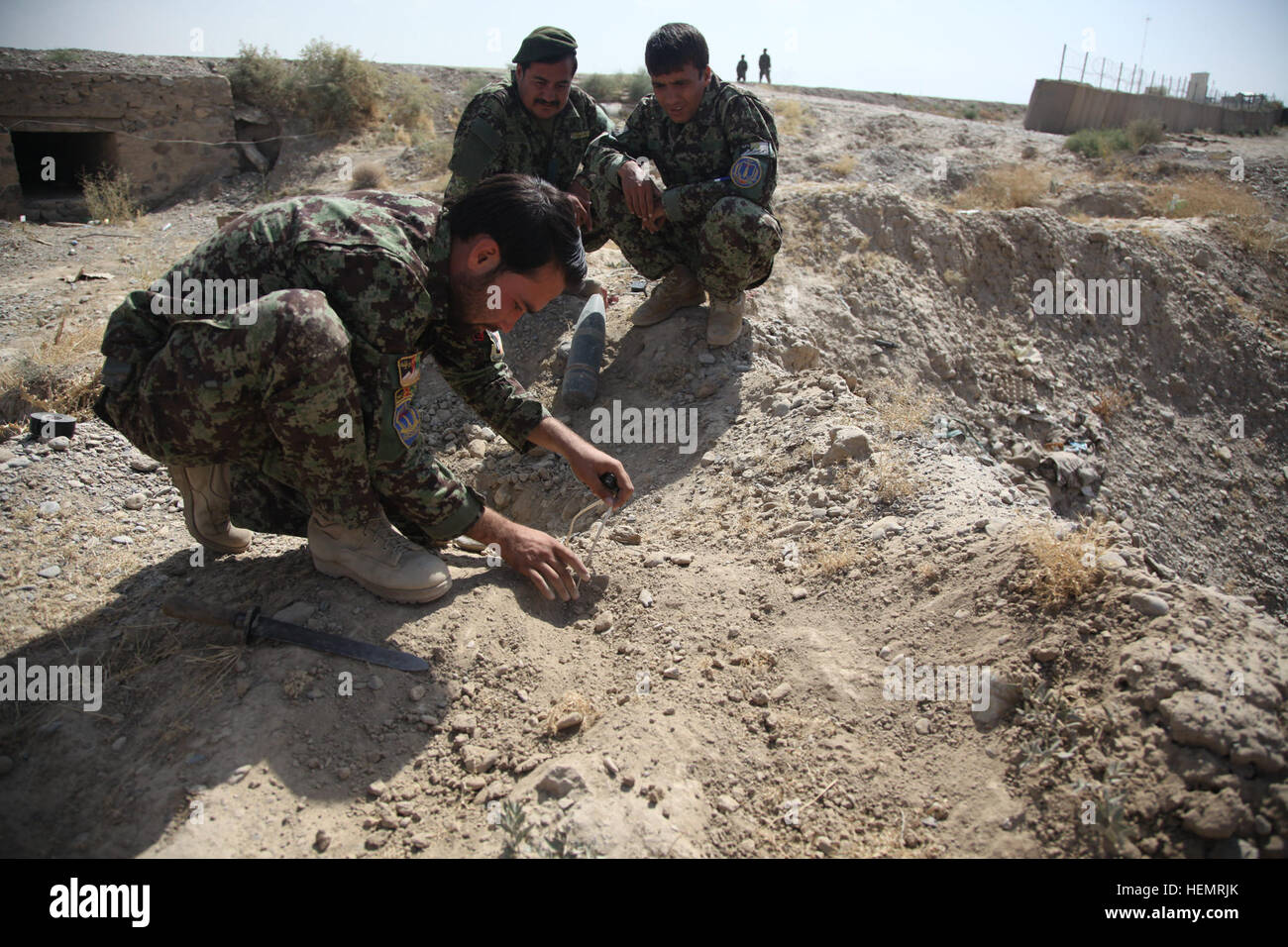An Afghan National Army soldier with 4th Infantry Brigade 203rd Corps ...