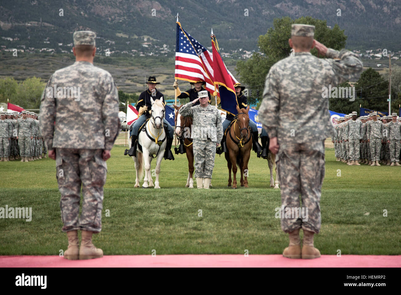 U.S. Soldiers with the 2nd Armored Brigade Combat Team, 4th Infantry ...