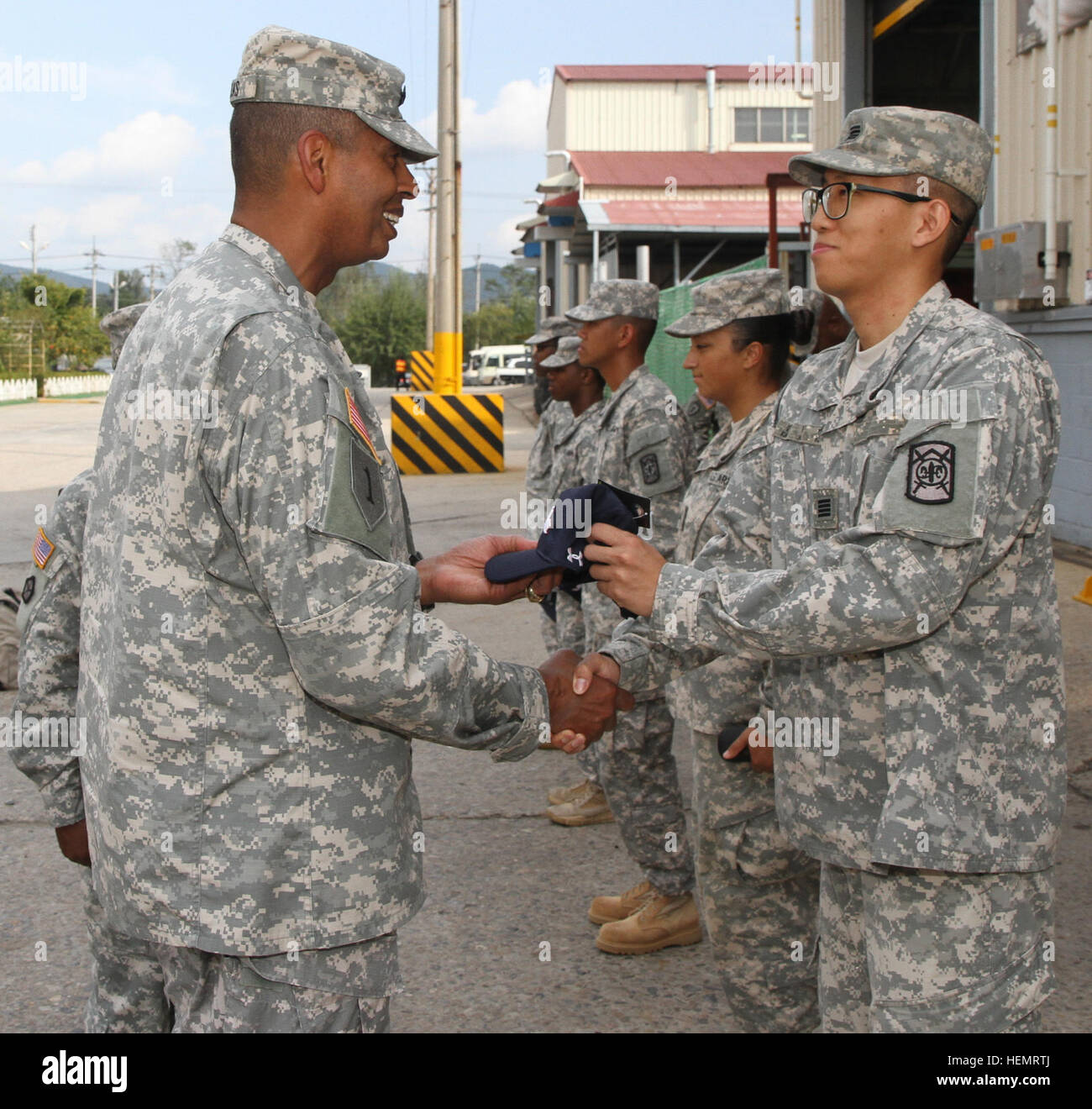 Gen. Vincent K. Brooks, U.S. Army Pacific commanding general, presents ...