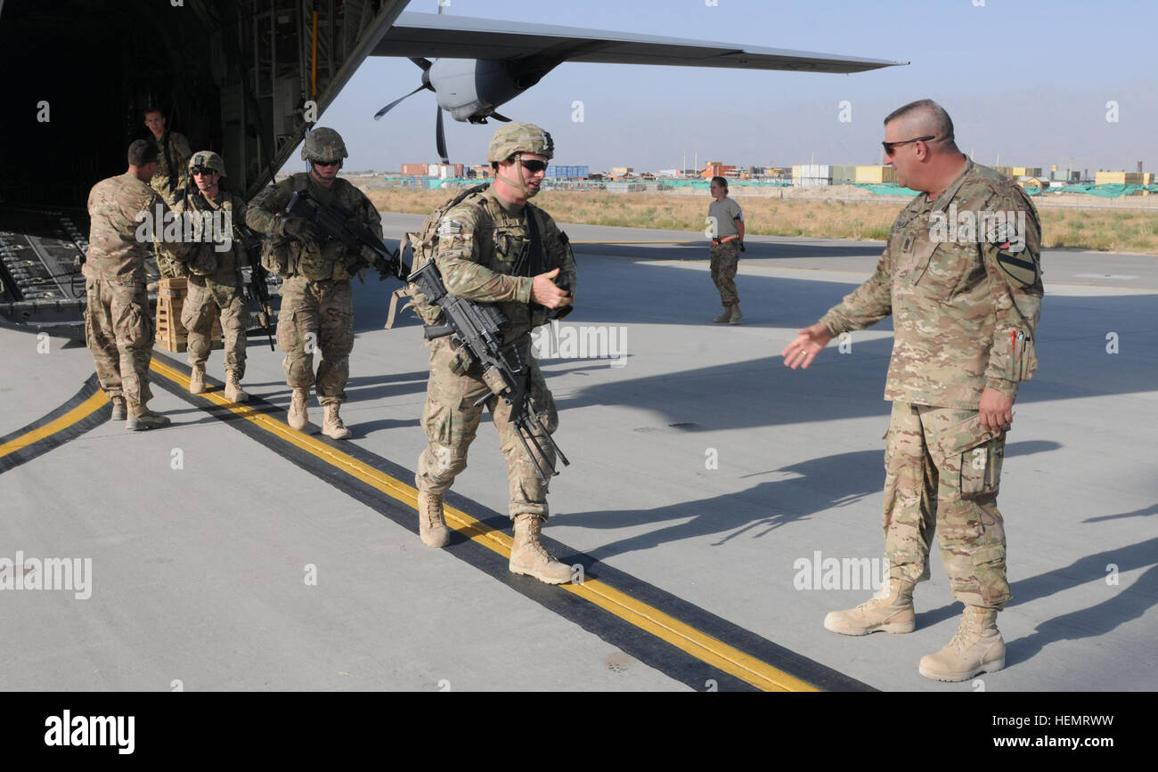 Col. Robert Whittle Jr. (back left), commander of the 2nd Armored ...