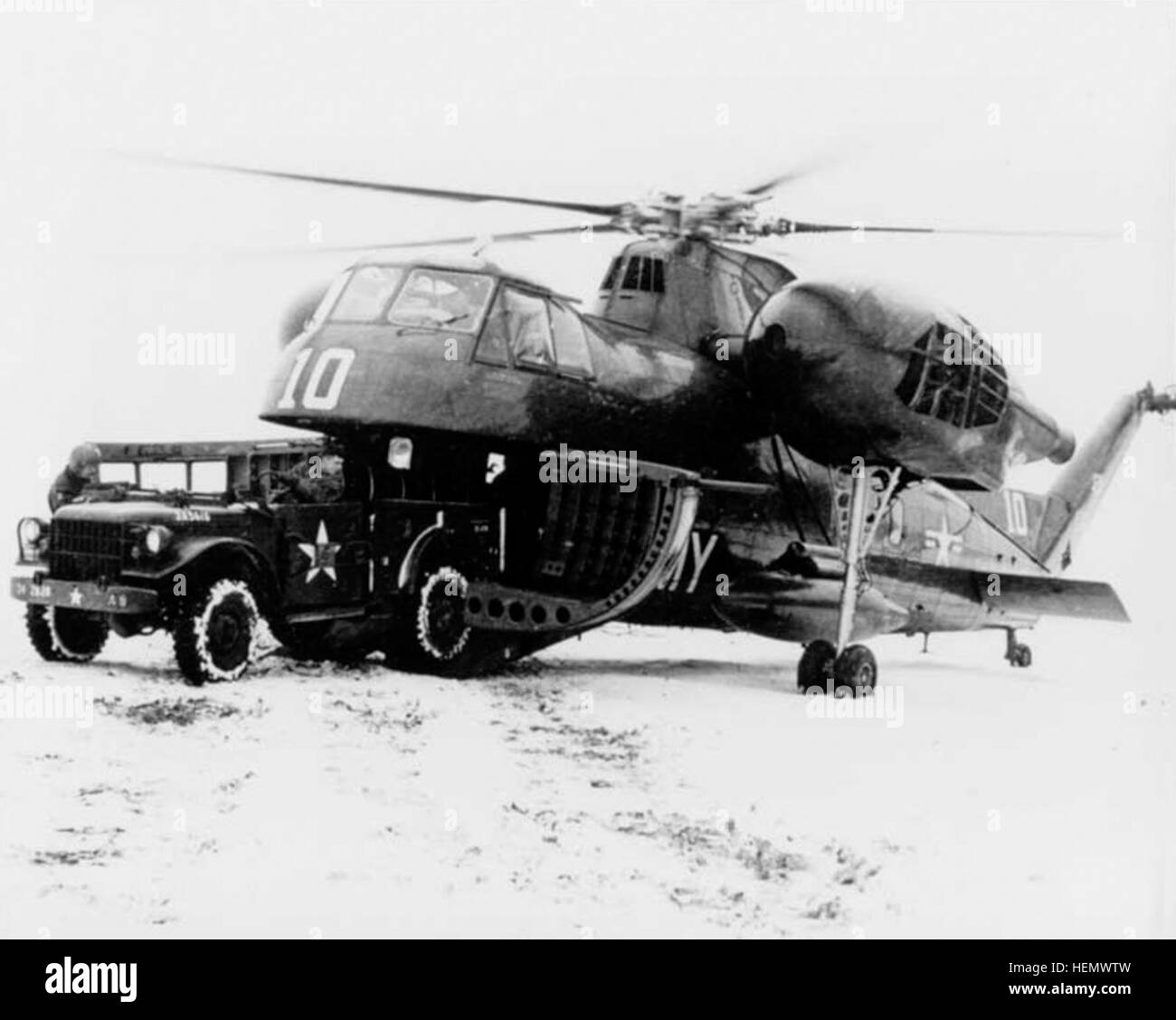 Military helicopter unit Black and White Stock Photos & Images - Alamy