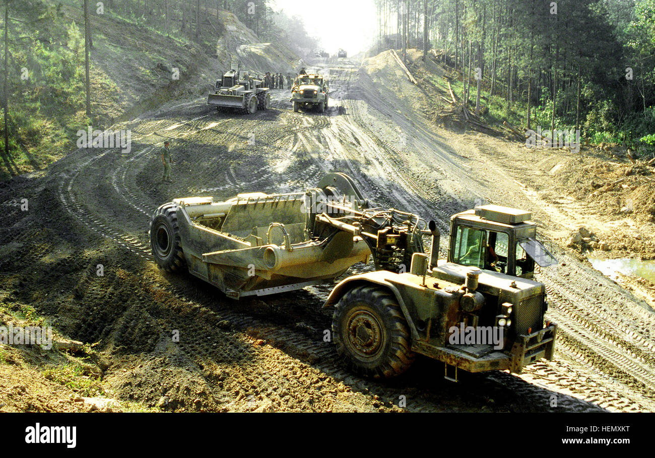 Earthmoving scraper hi-res stock photography and images - Alamy
