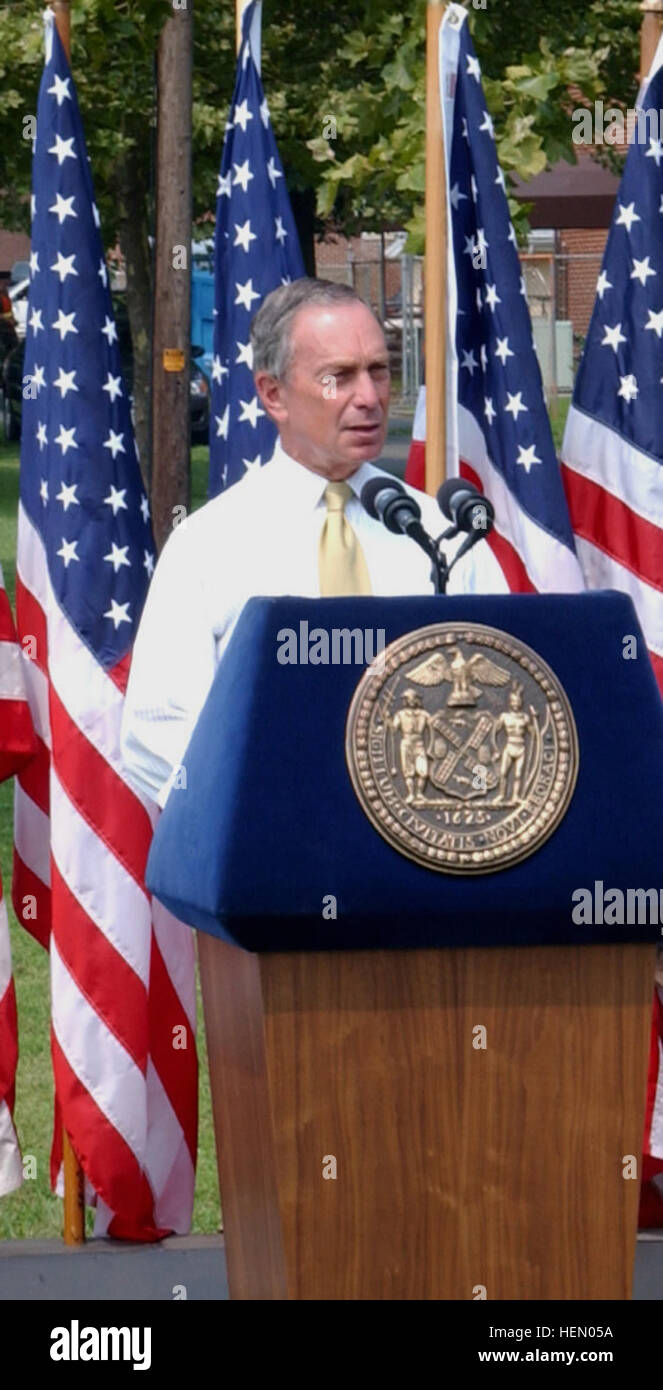 Michael Bloomberg speech Stock Photo - Alamy