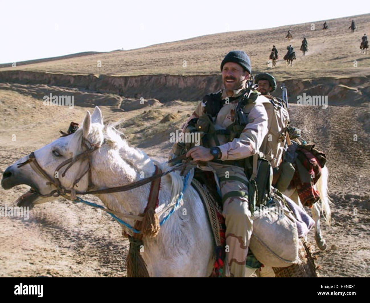 USAF CCT Bart Decker on horseback in Afghanistan 2001 Stock Photo - Alamy