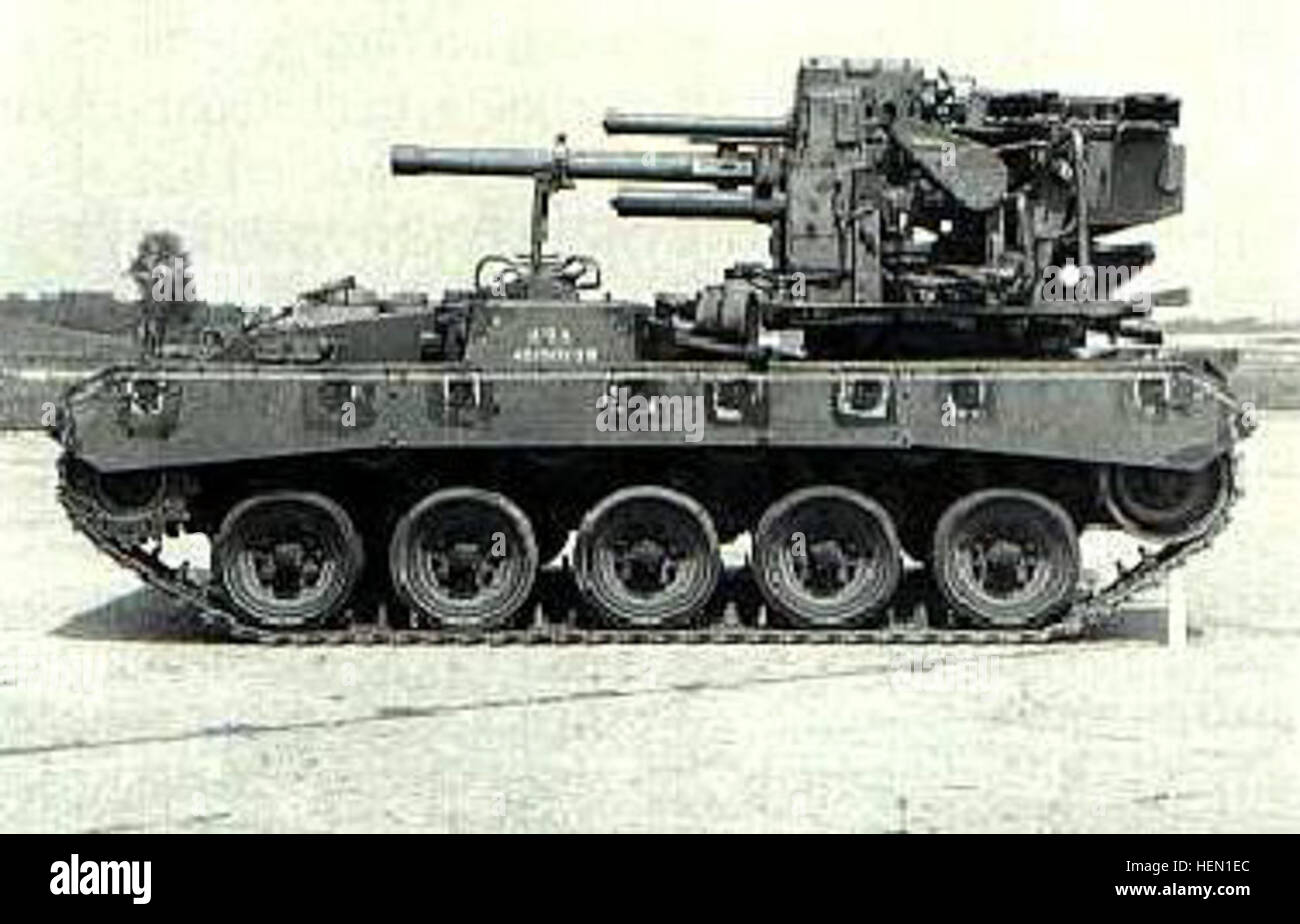 75mm gun T22 on M24 Chaffee chassis Stock Photo - Alamy