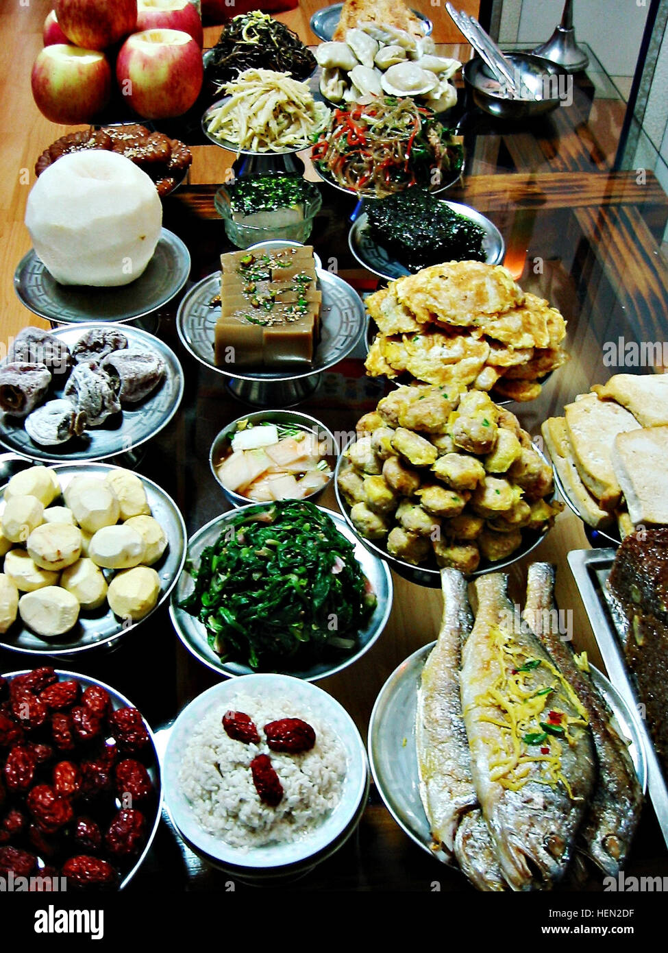 War cuisine hi-res stock photography and images - Alamy