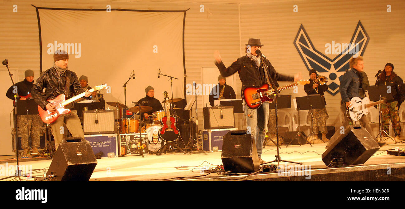 Musician Keni Thomas, a former Ranger and Bronze Star with V device for ...