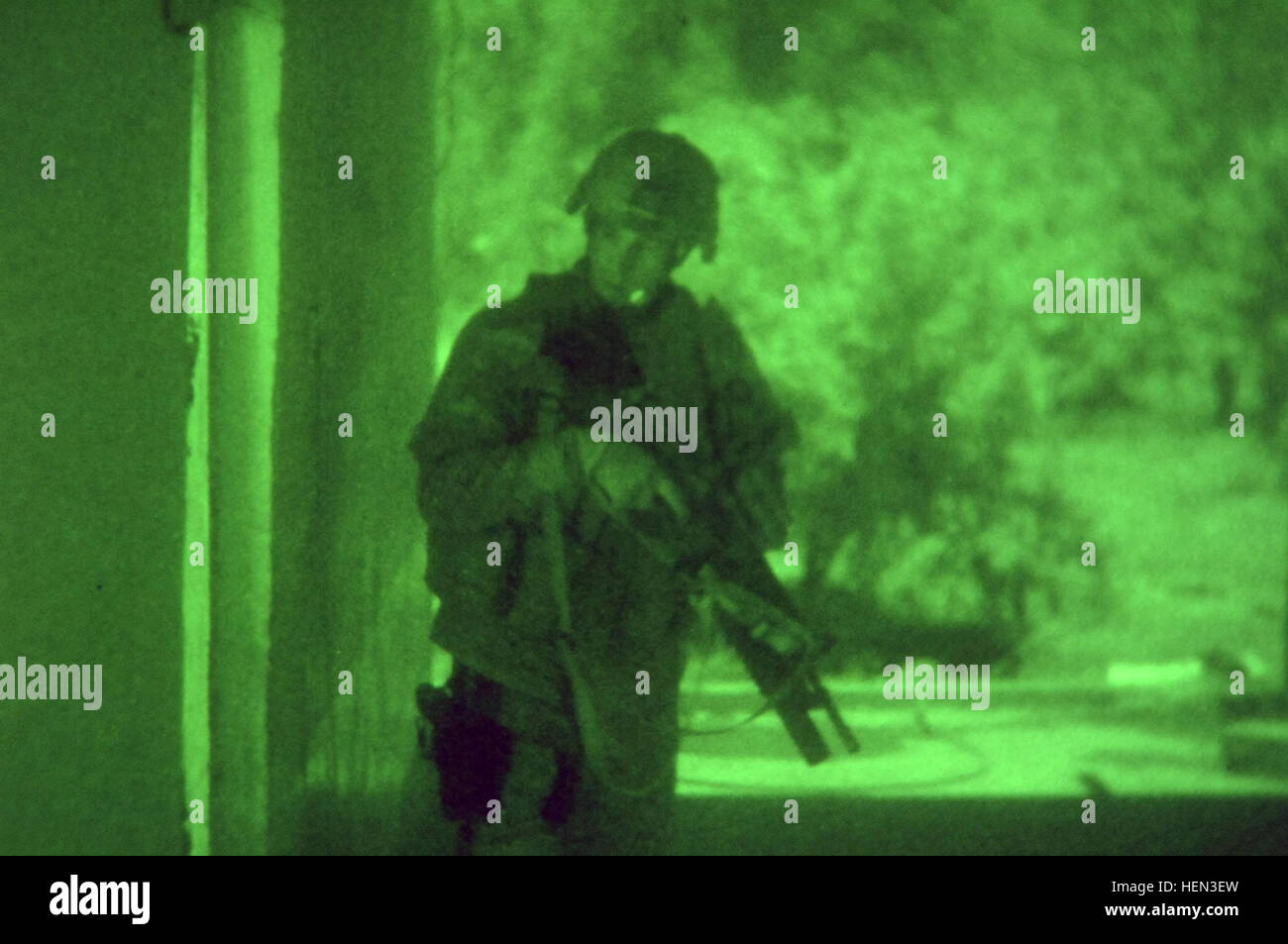 Staff Sgt. Alex Terwilliger, of the 56th Military Police Company, 101st ...