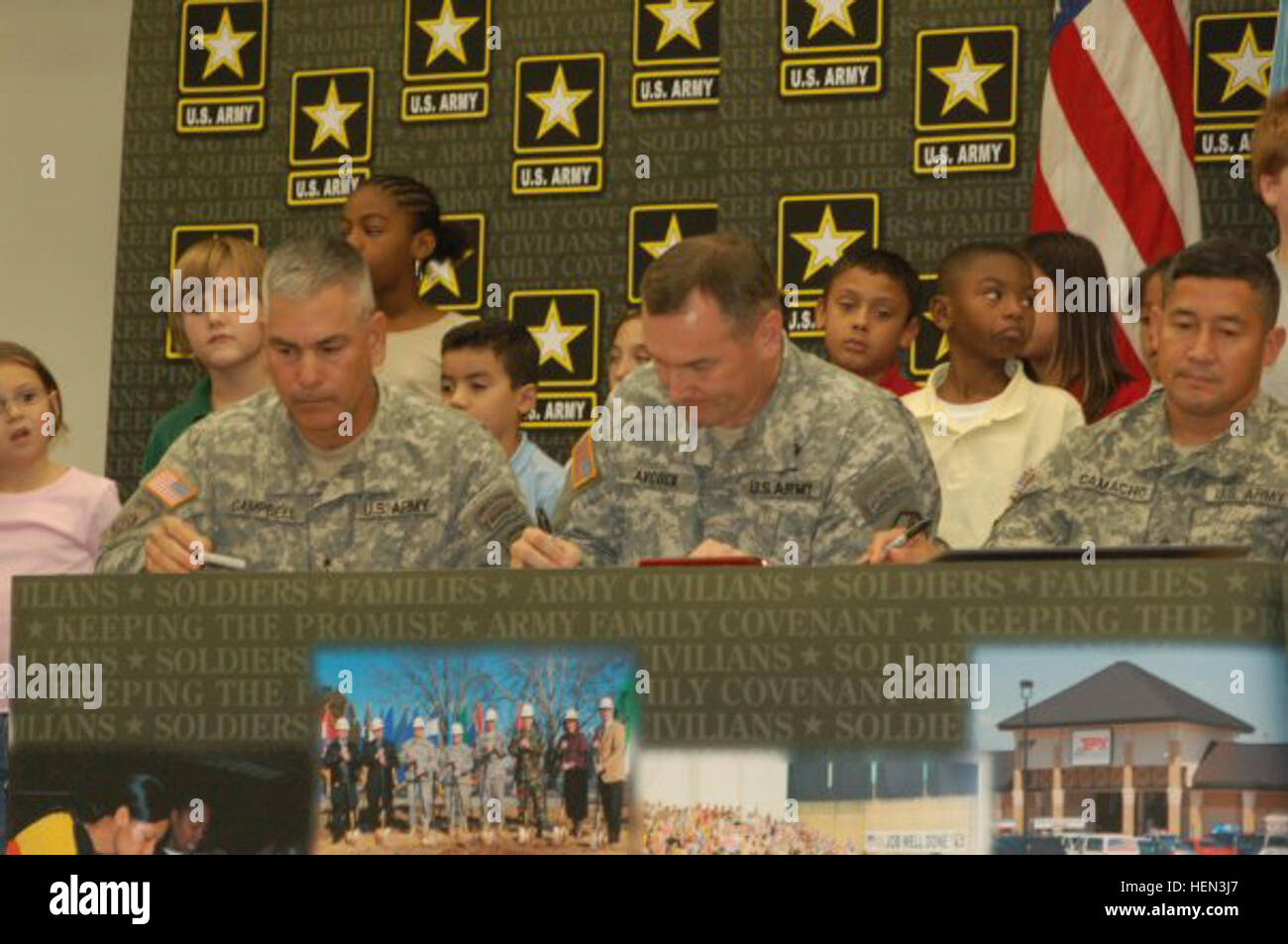 Signing of the covenant hi-res stock photography and images - Alamy