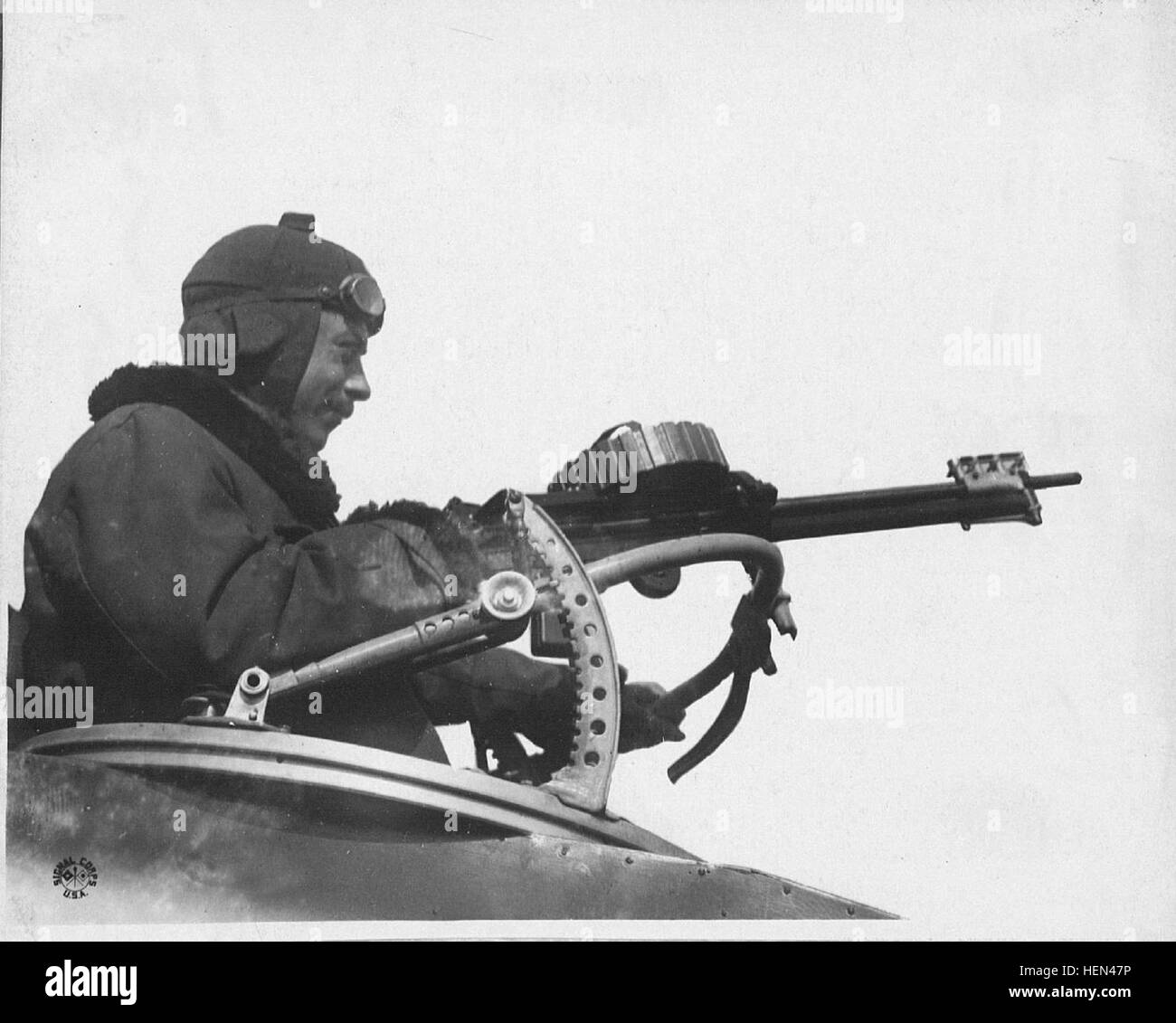 Lewis machine gun hi-res stock photography and images - Alamy
