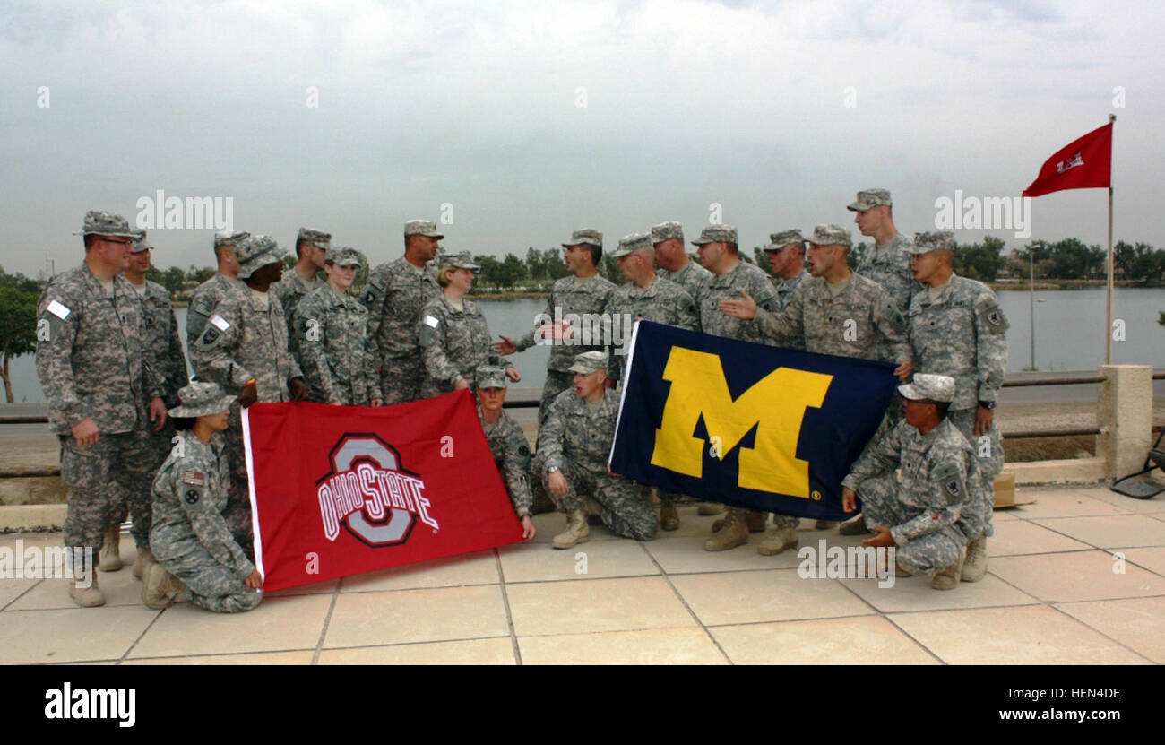 Army National Guardsmen in Iraq before OSU vs UM game Stock Photo - Alamy