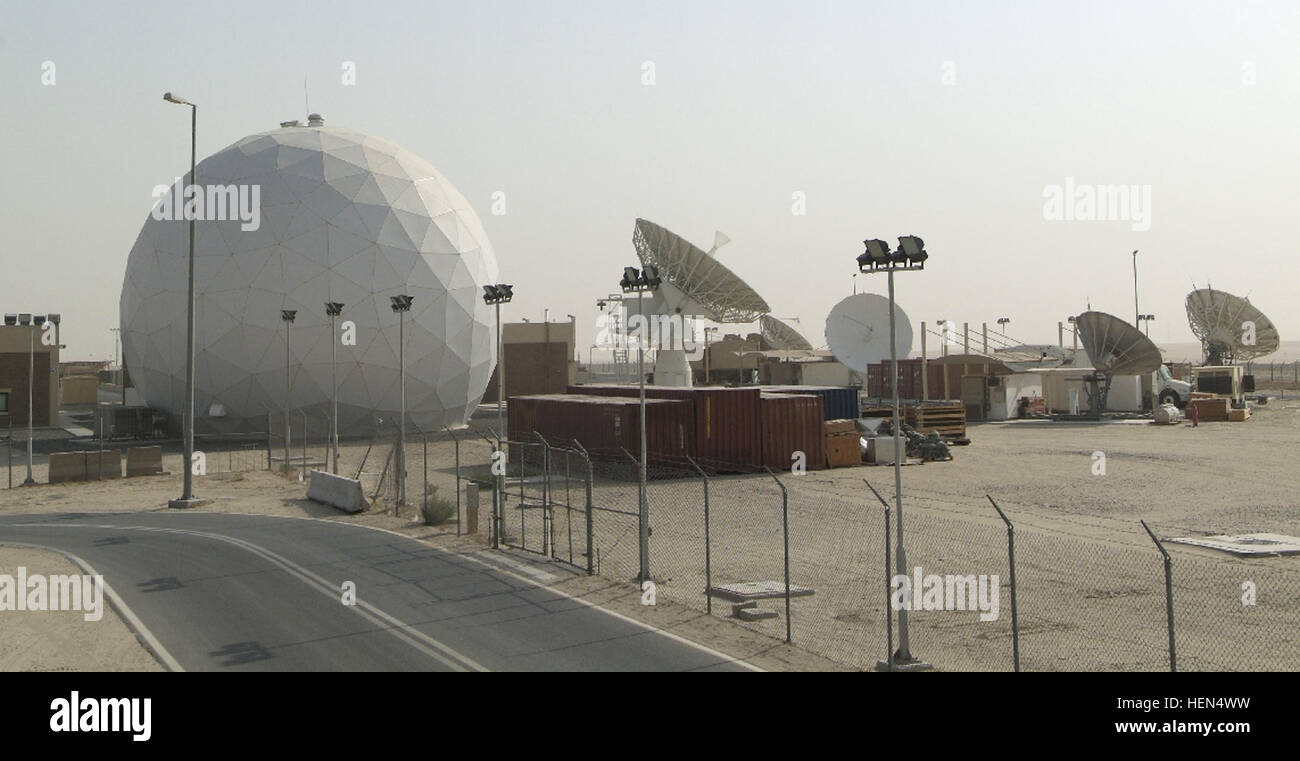 Earth terminal hi-res stock photography and images - Alamy