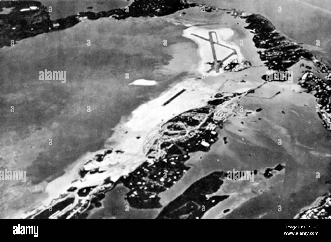 Kindley field hi-res stock photography and images - Alamy