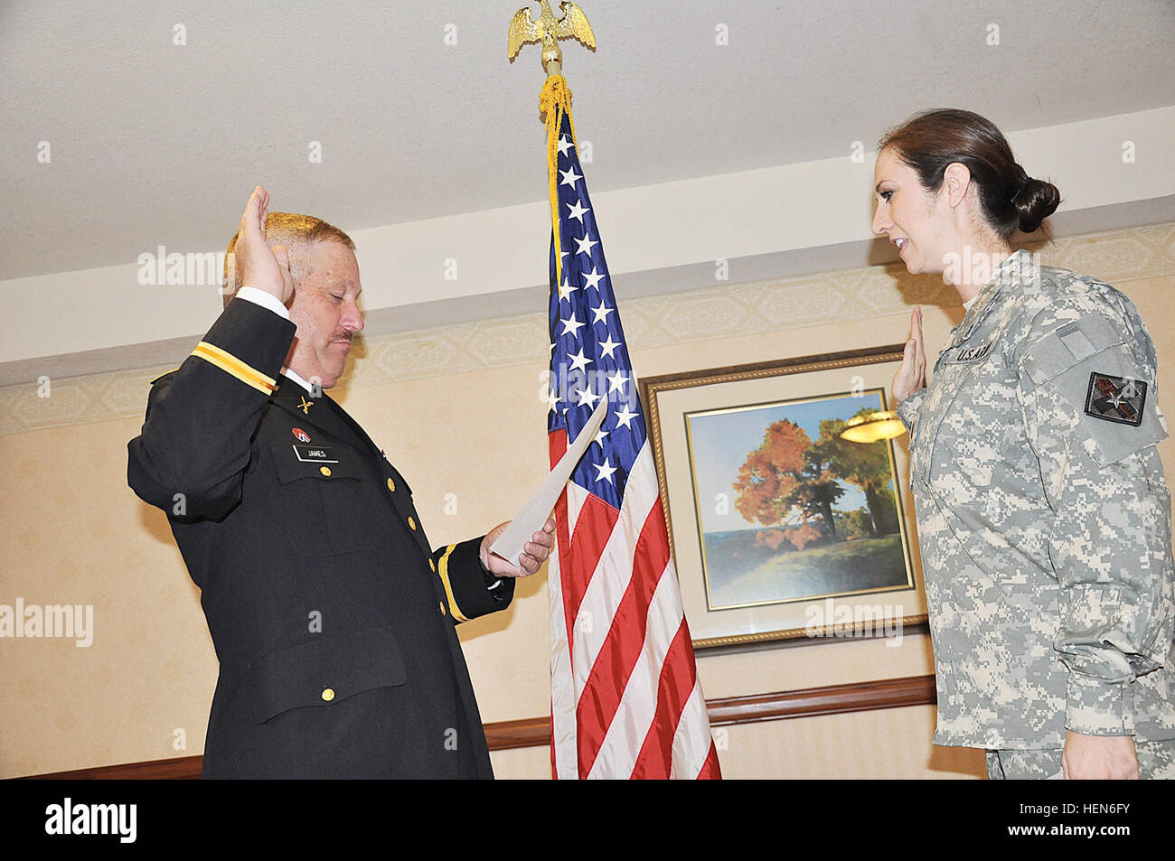 US Army 52236 oath of enlistment Stock Photo - Alamy
