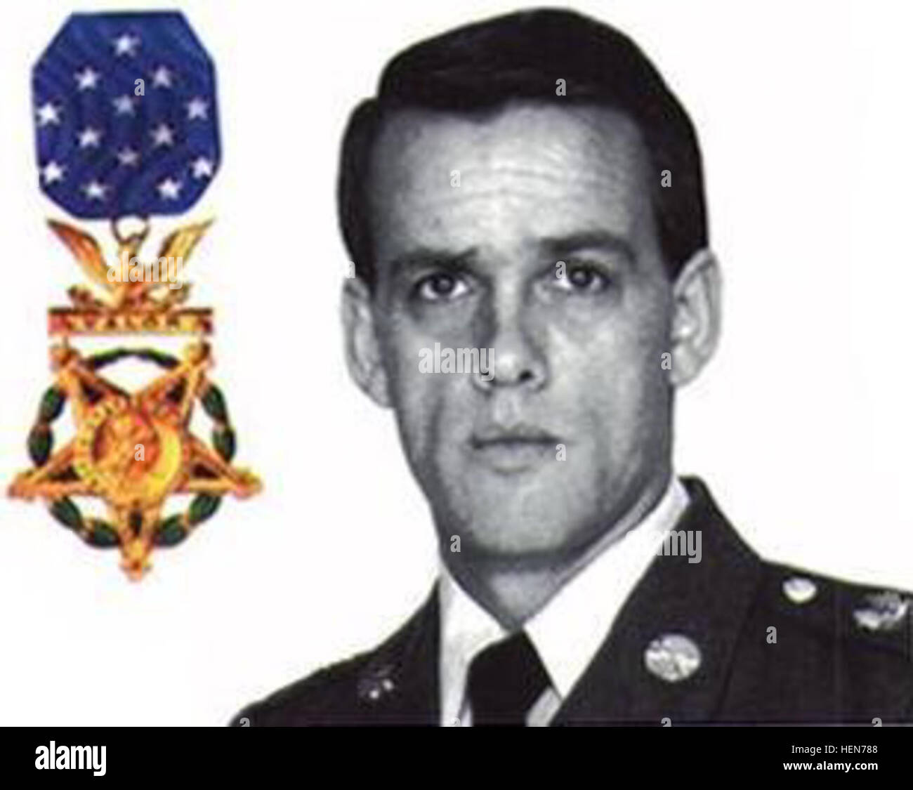 US Army MSG Gary Gordon with medal of honor Stock Photo - Alamy US Army MSG Gary Gordon with medal of honor Stock Photo - Alamy