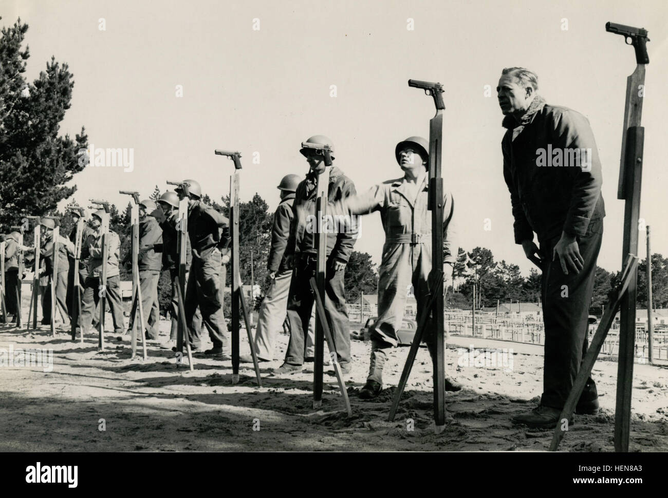 Colt 45 Pistol Training Stock Photo - Alamy