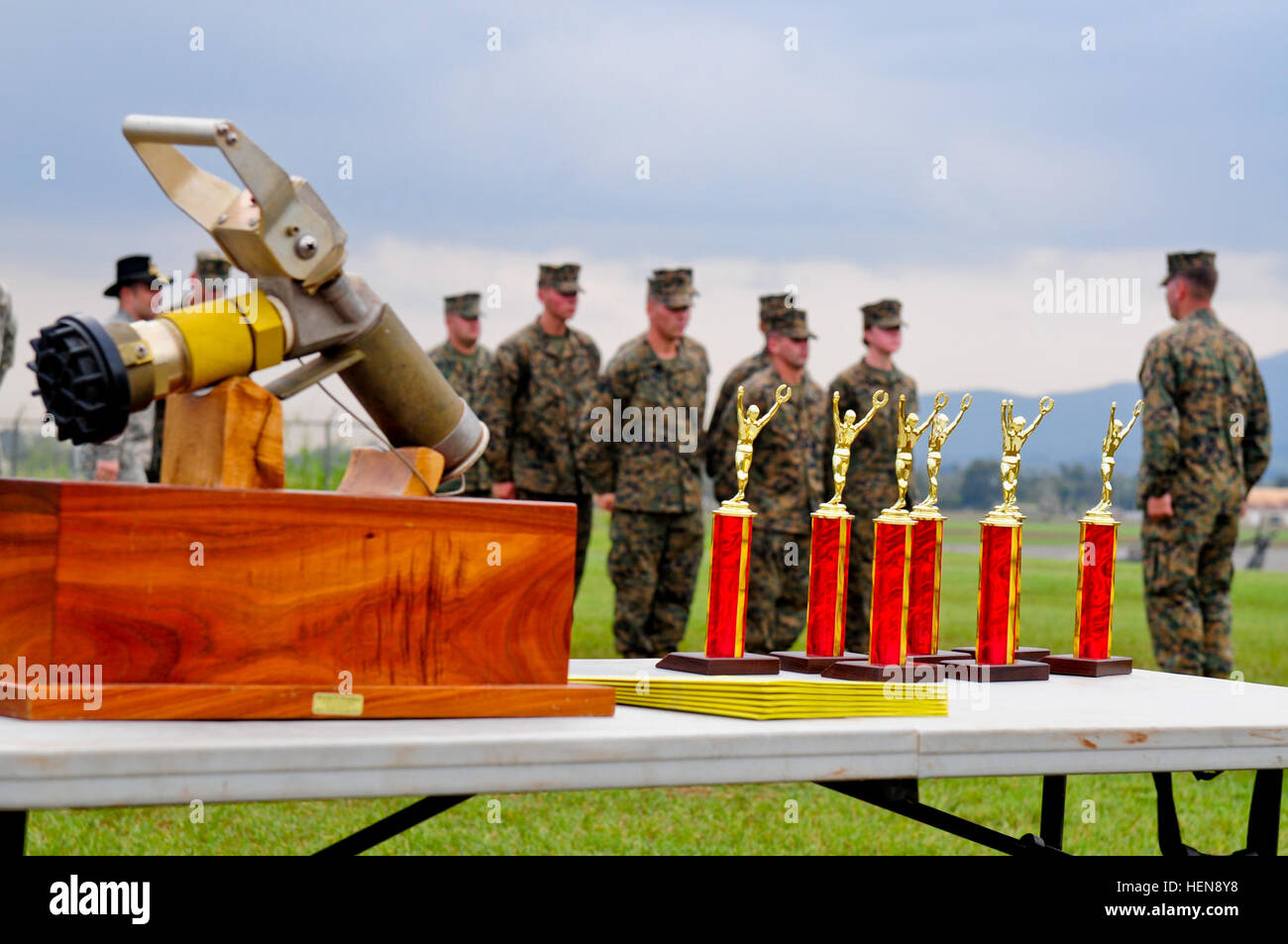 325 brigade support battalion hi-res stock photography and images - Alamy