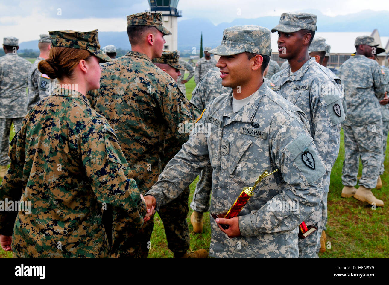 Marines from Marine Wing Support Detachment 24 congratulate soldiers ...