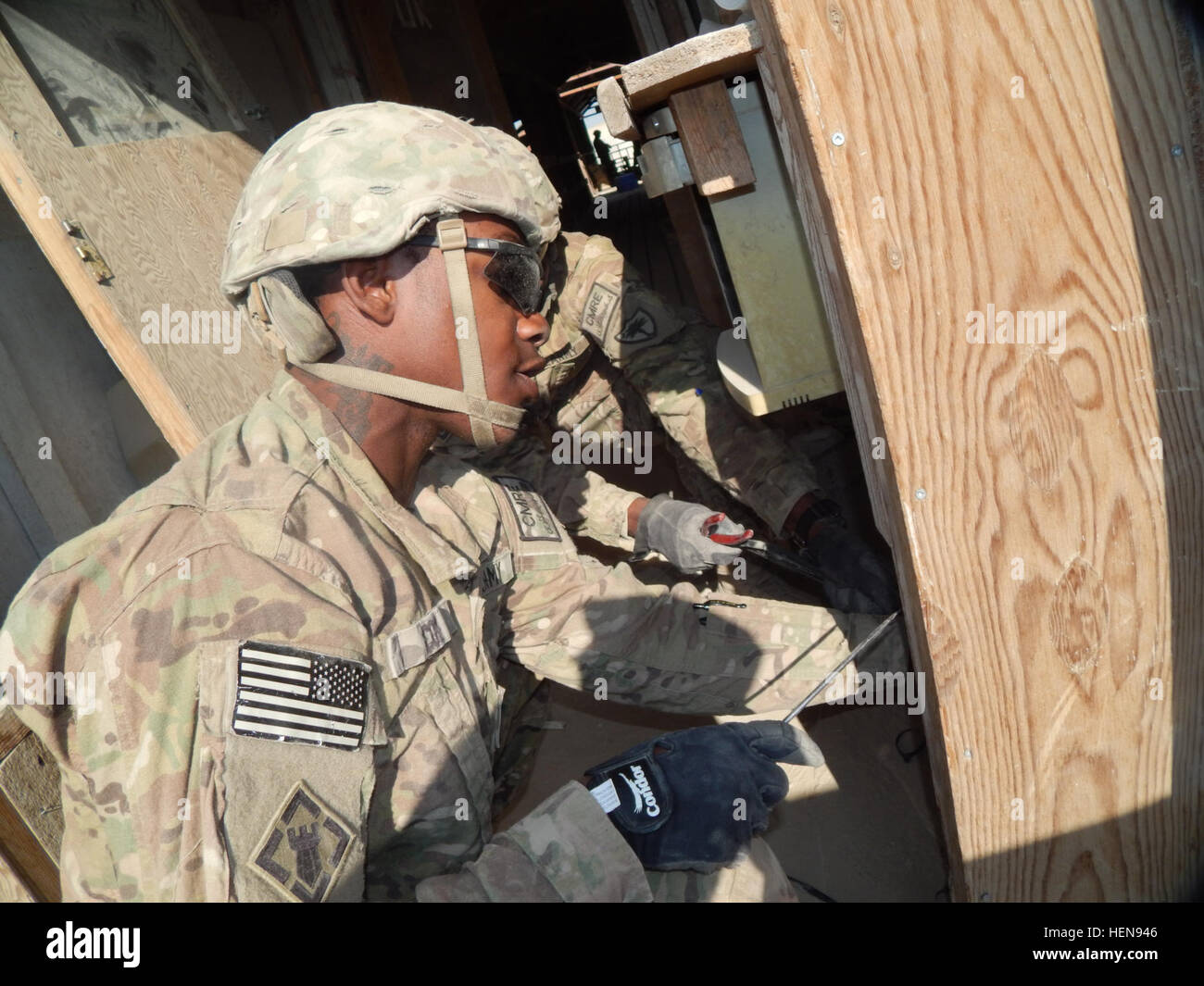 82nd sustainment brigade u s central command materiel recovery hi-res ...