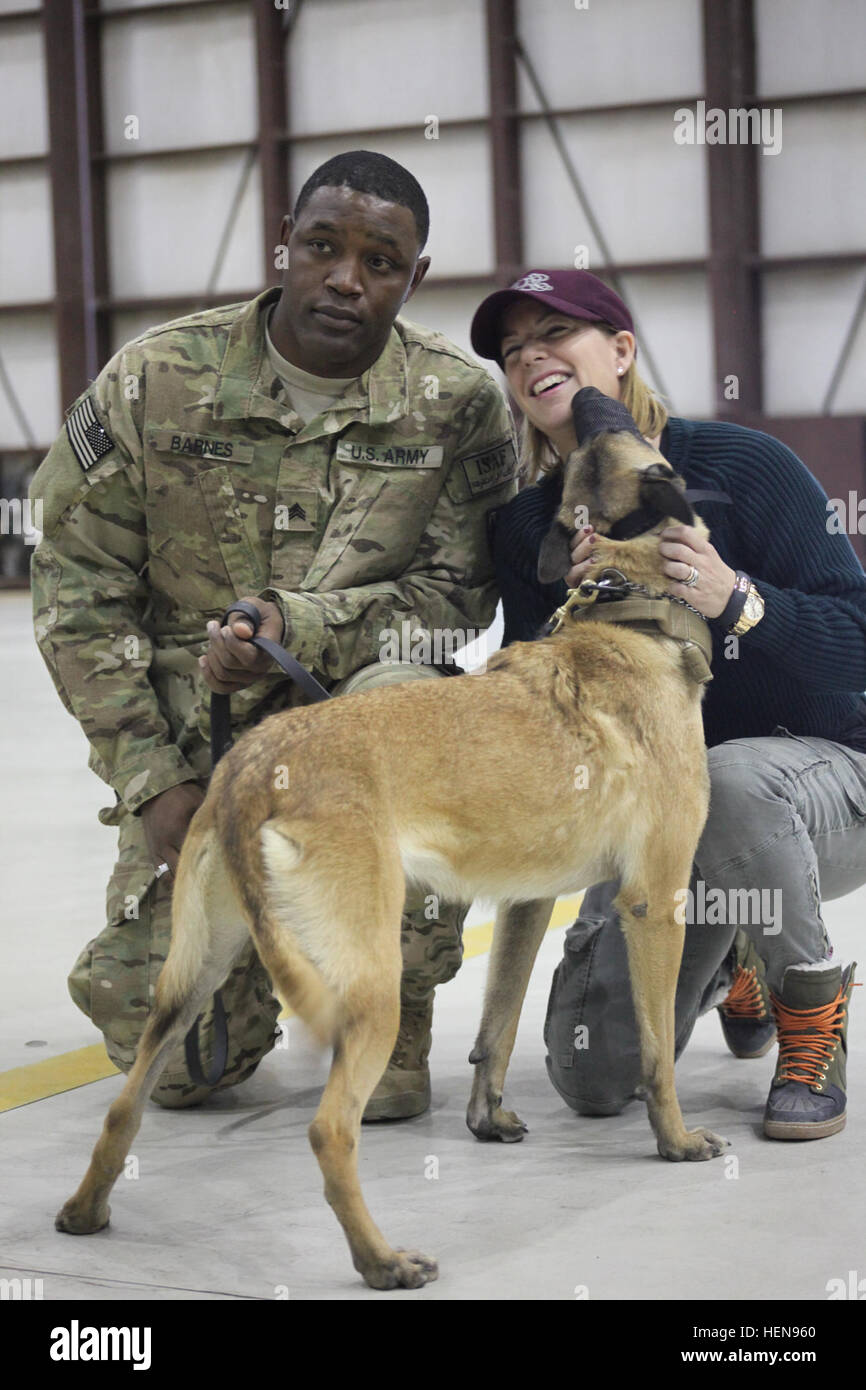Stephanie Carter, wife of Deputy Secretary of Defense Ashton B. Carter ...