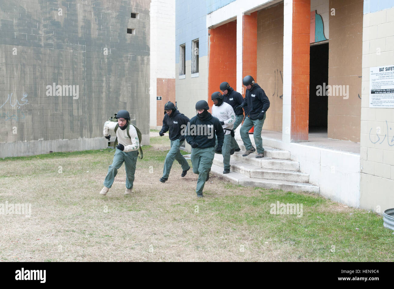 Swat special weapons tactics unit hi-res stock photography and images ...