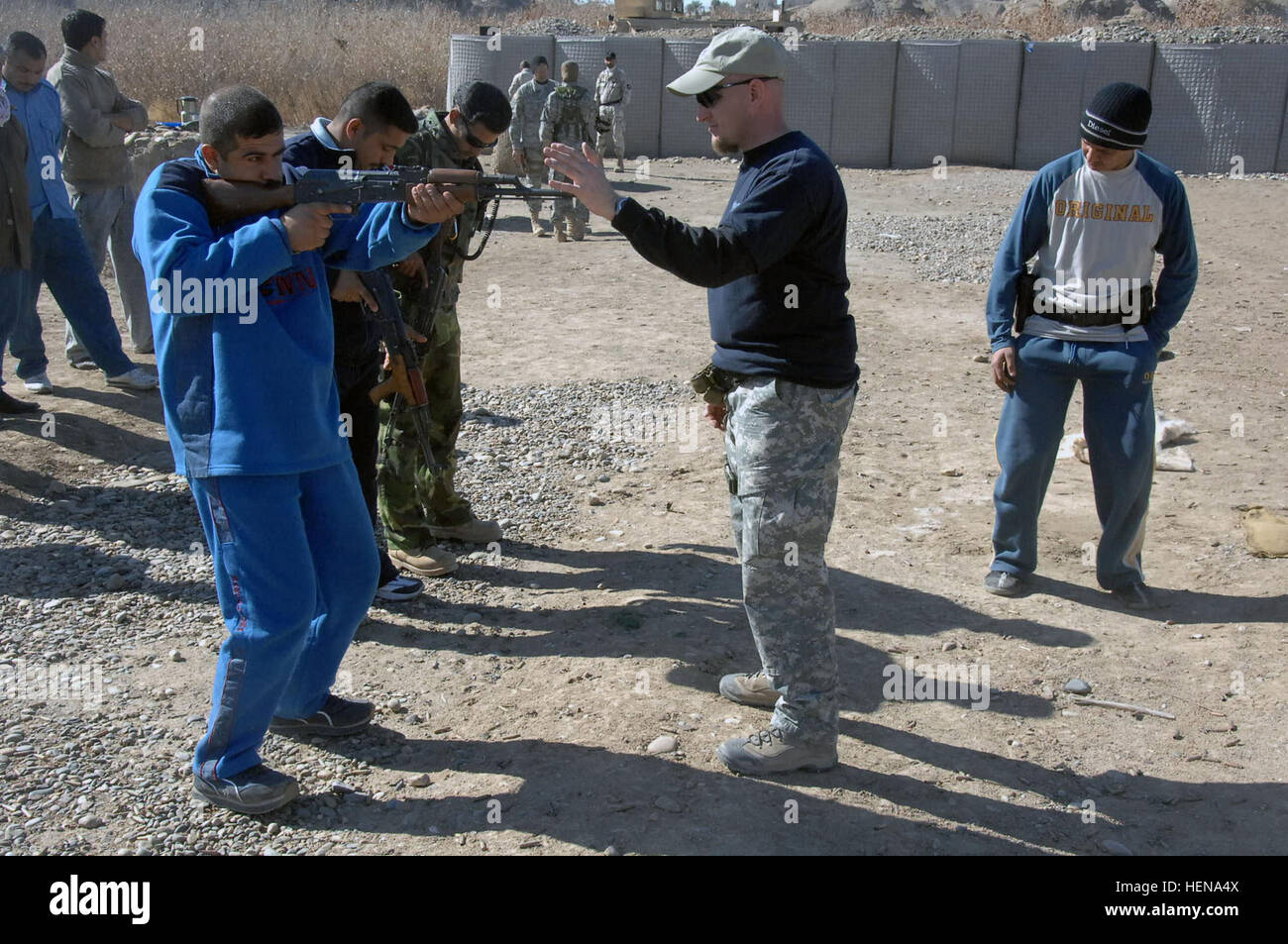 U.S. Army Soldiers of the 56th Military Police Company, 101st Airborne ...
