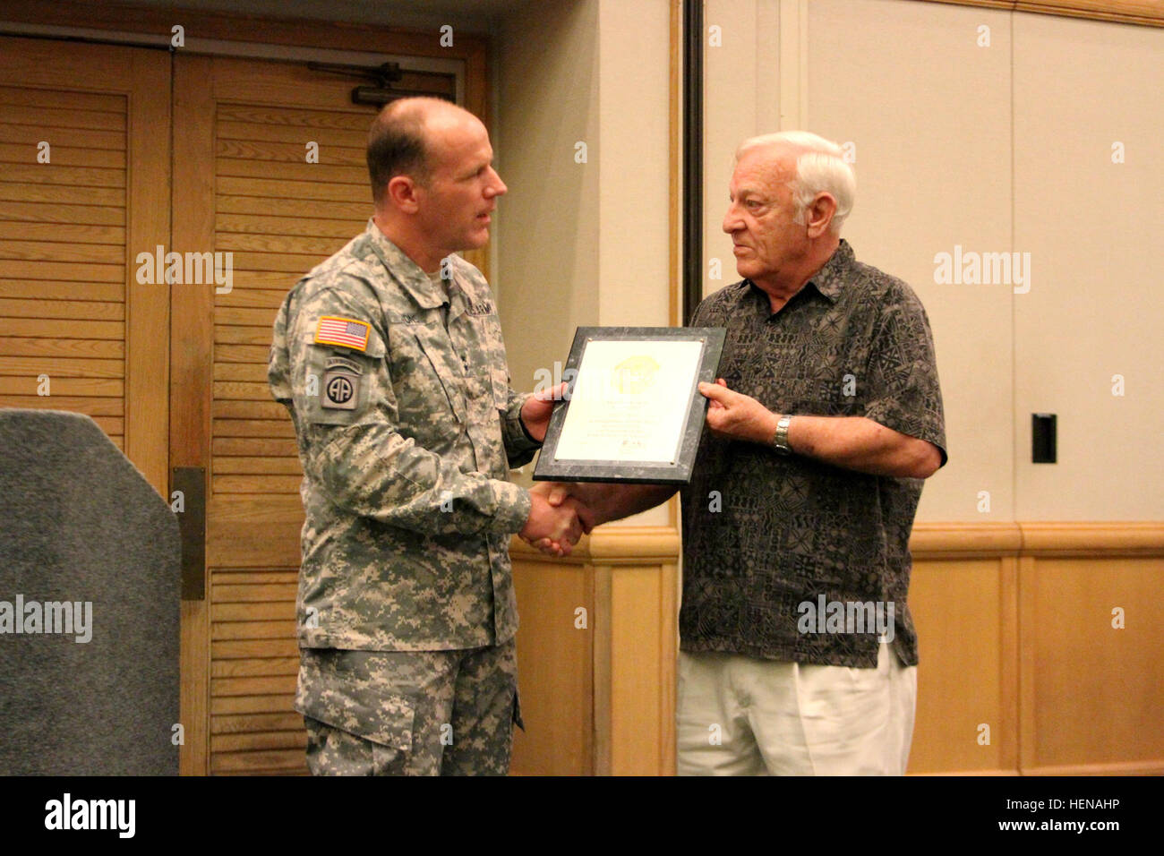 Tsc 100 hi-res stock photography and images - Alamy