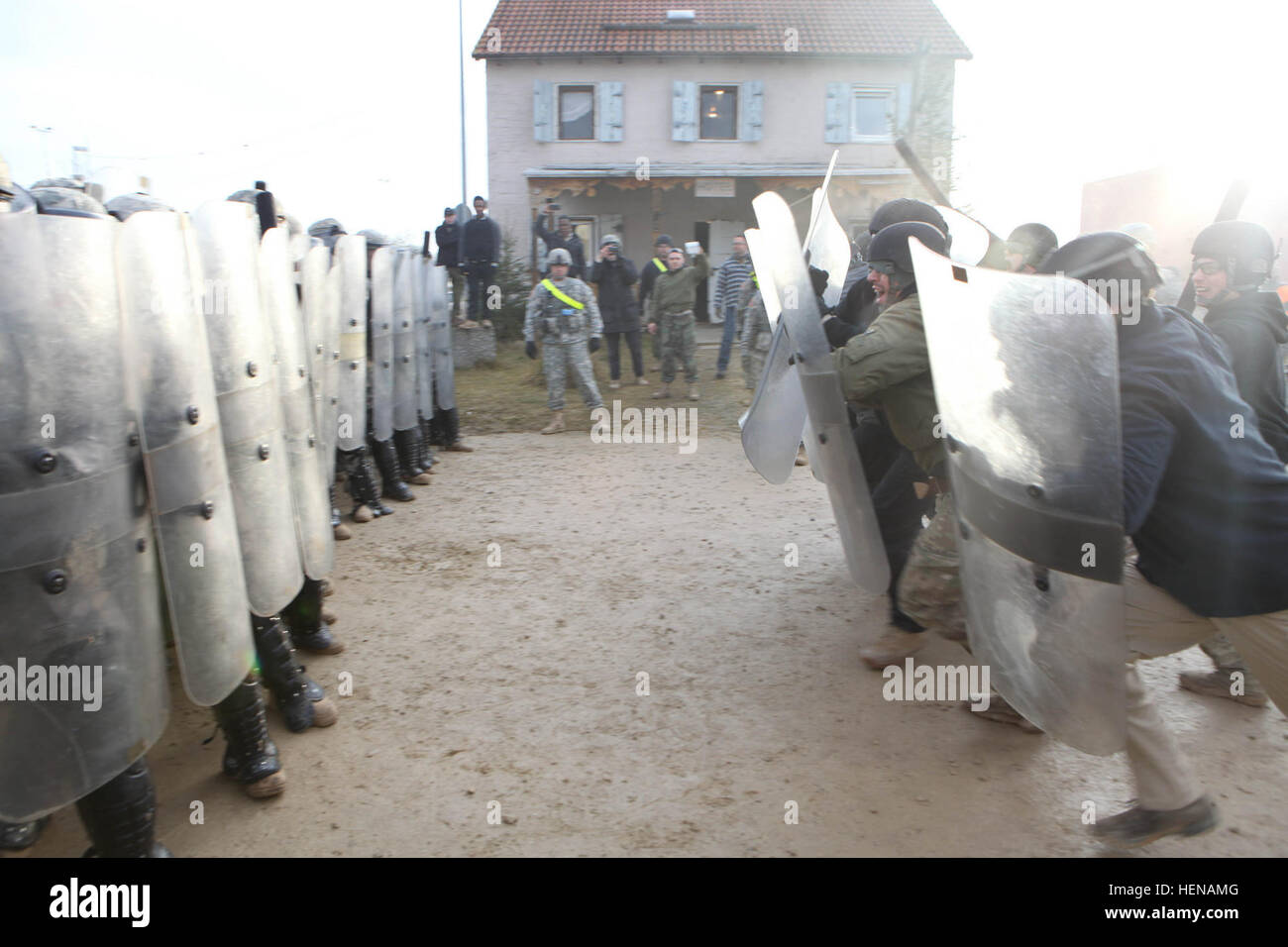 504th battlefield surveillance brigade hi-res stock photography and ...