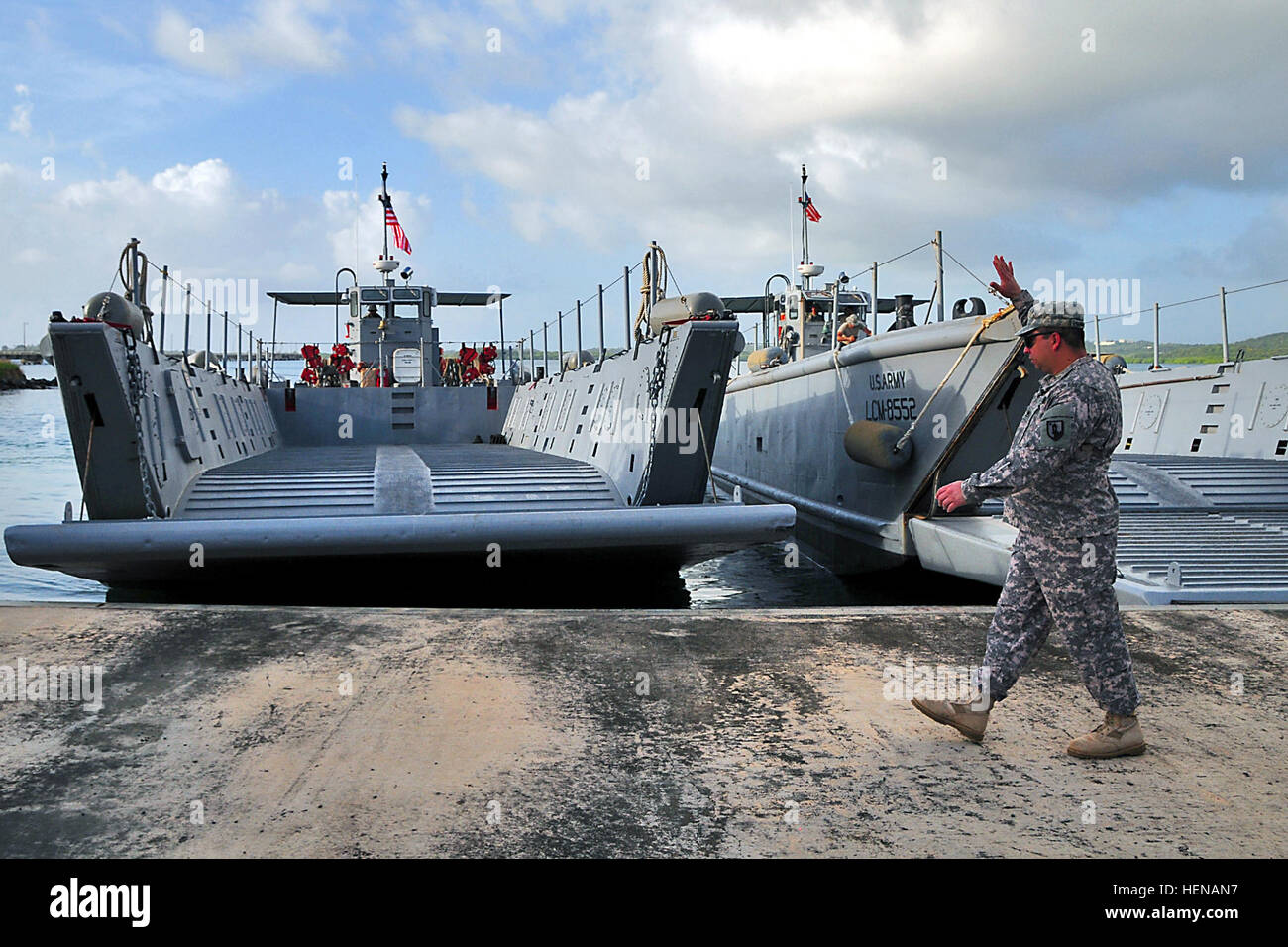 130th engineers hi-res stock photography and images - Alamy