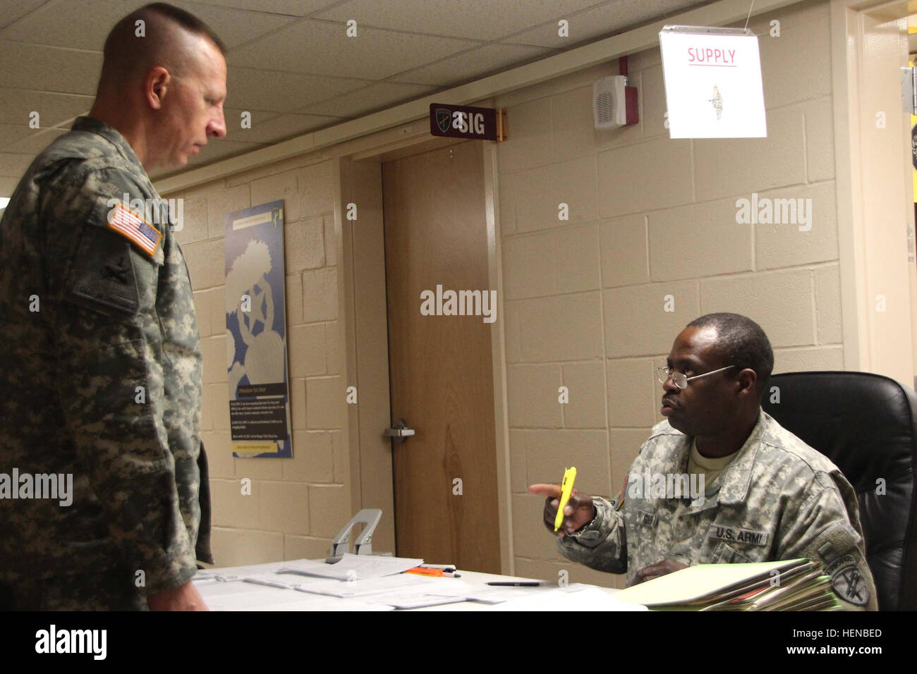 Soldiers from Headquarters, Headquarters company, U.S. Army Civil ...