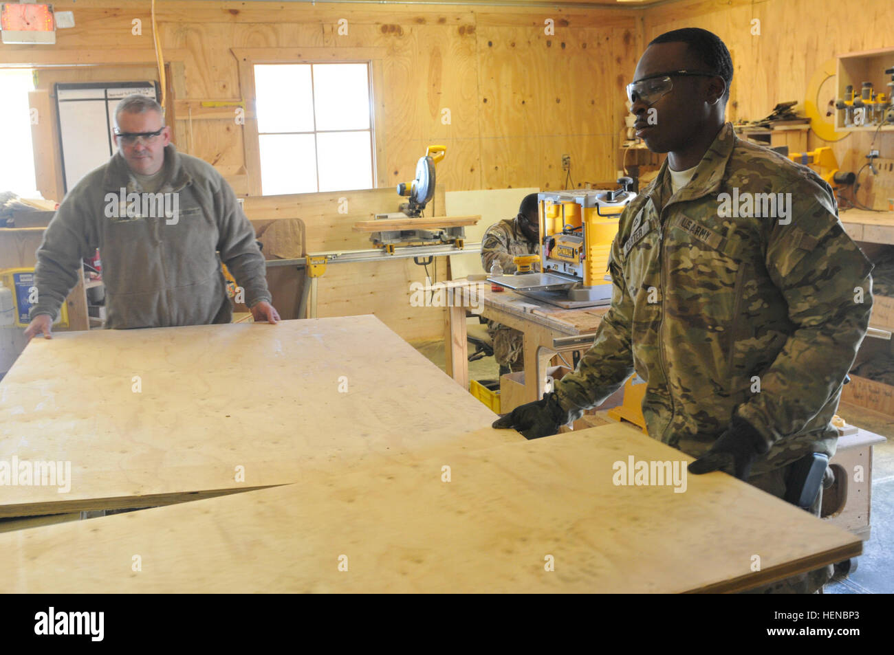 National carpentry team hi-res stock photography and images - Alamy