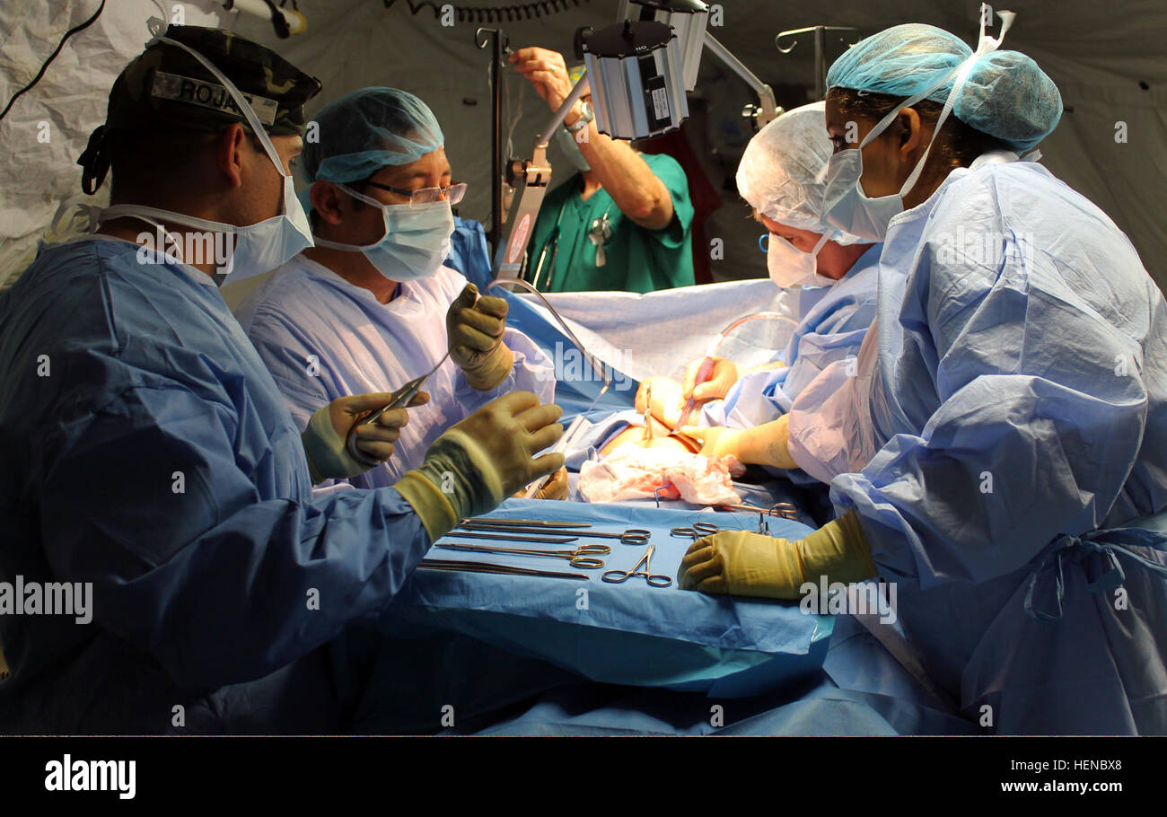 Mobile surgical team hi-res stock photography and images - Alamy