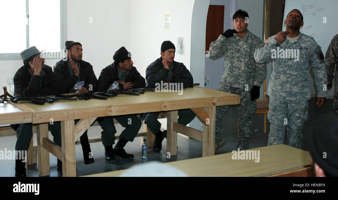 An Arizona Army National Guard combat medic instructs Afghan national ...