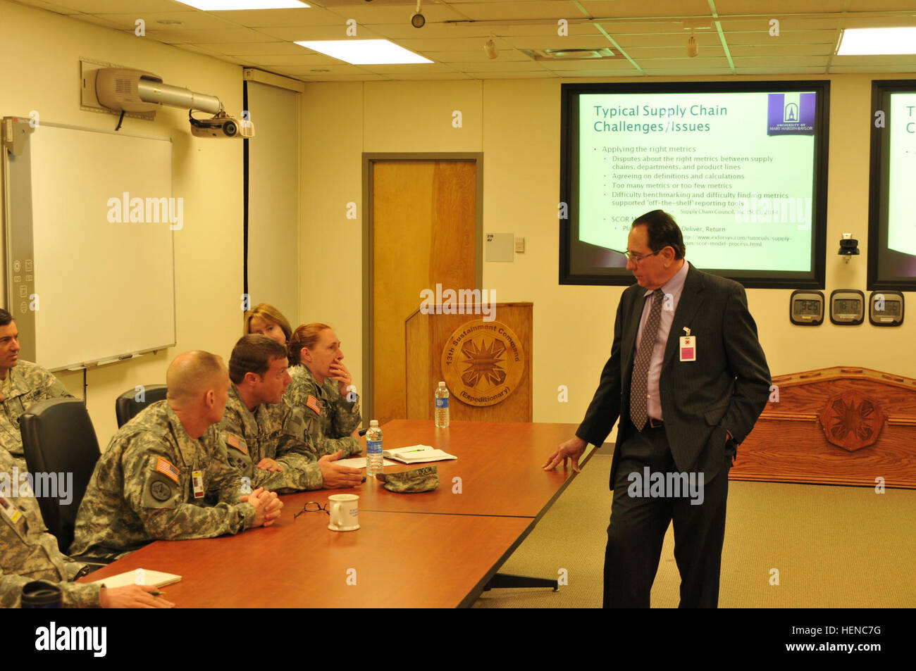 Supply chain management computer hi-res stock photography and images ...