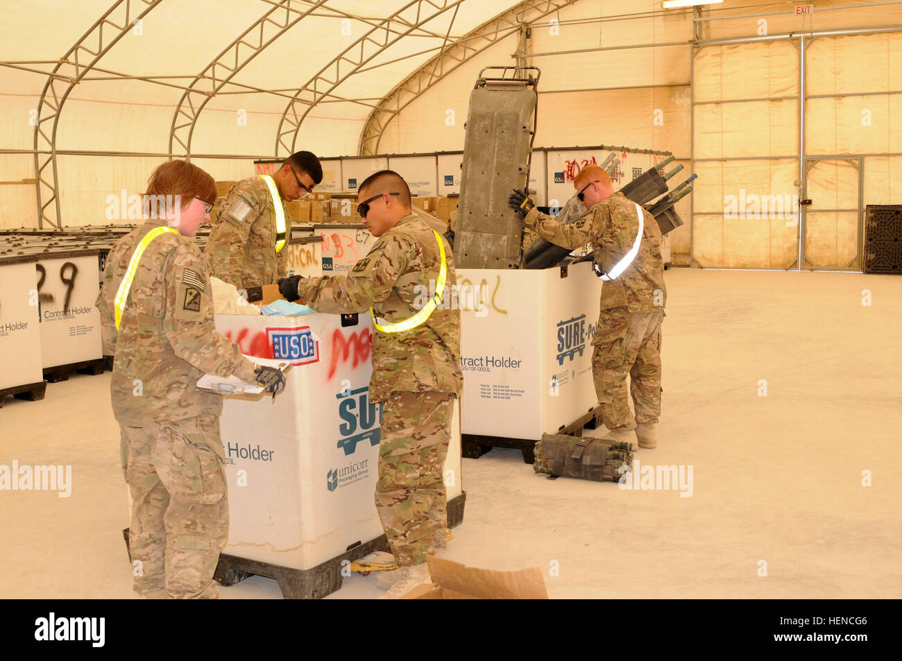 Soldiers with the Fort Sam Houston, Texas-based 418th Medical Logistics ...
