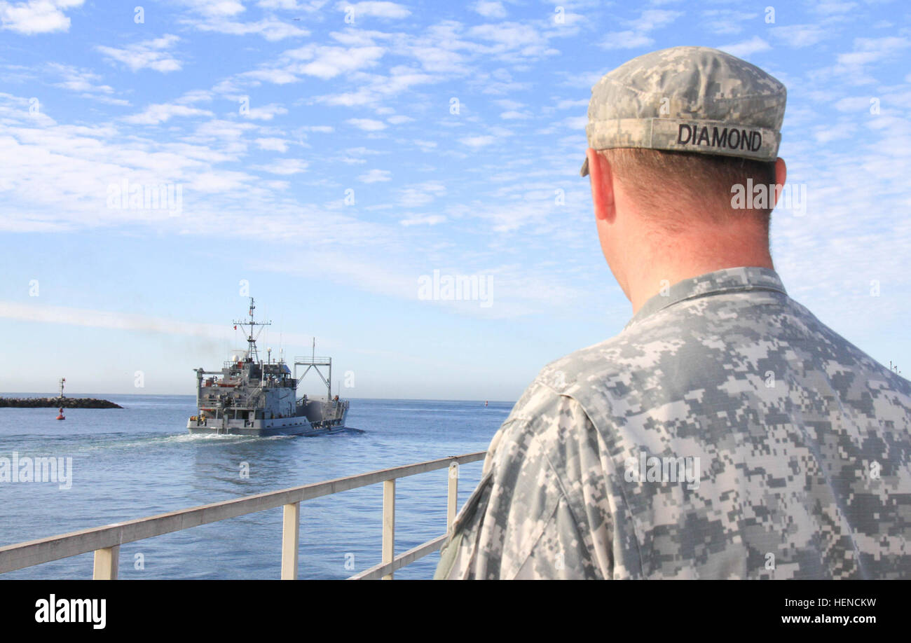 U.S. Army Sgt John Diamond of Bean Station, Tenn., assigned to the ...
