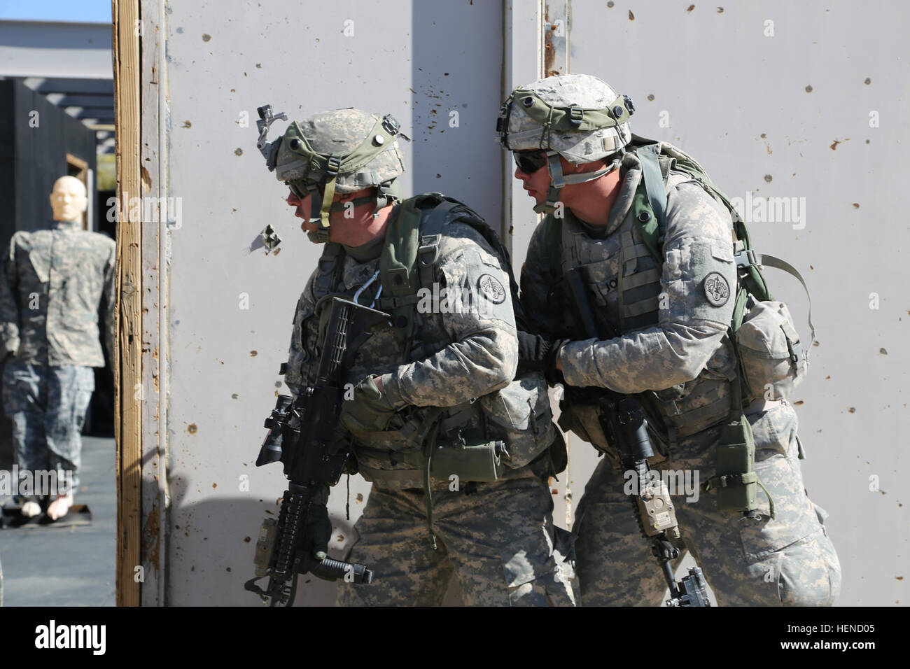 U.S. Army soldiers from 3rd Stryker Cavalry Regiment "Brave Rifles ...