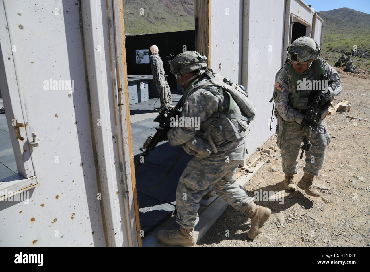 U.S. Army soldiers from 3rd Stryker Cavalry Regiment "Brave Rifles ...