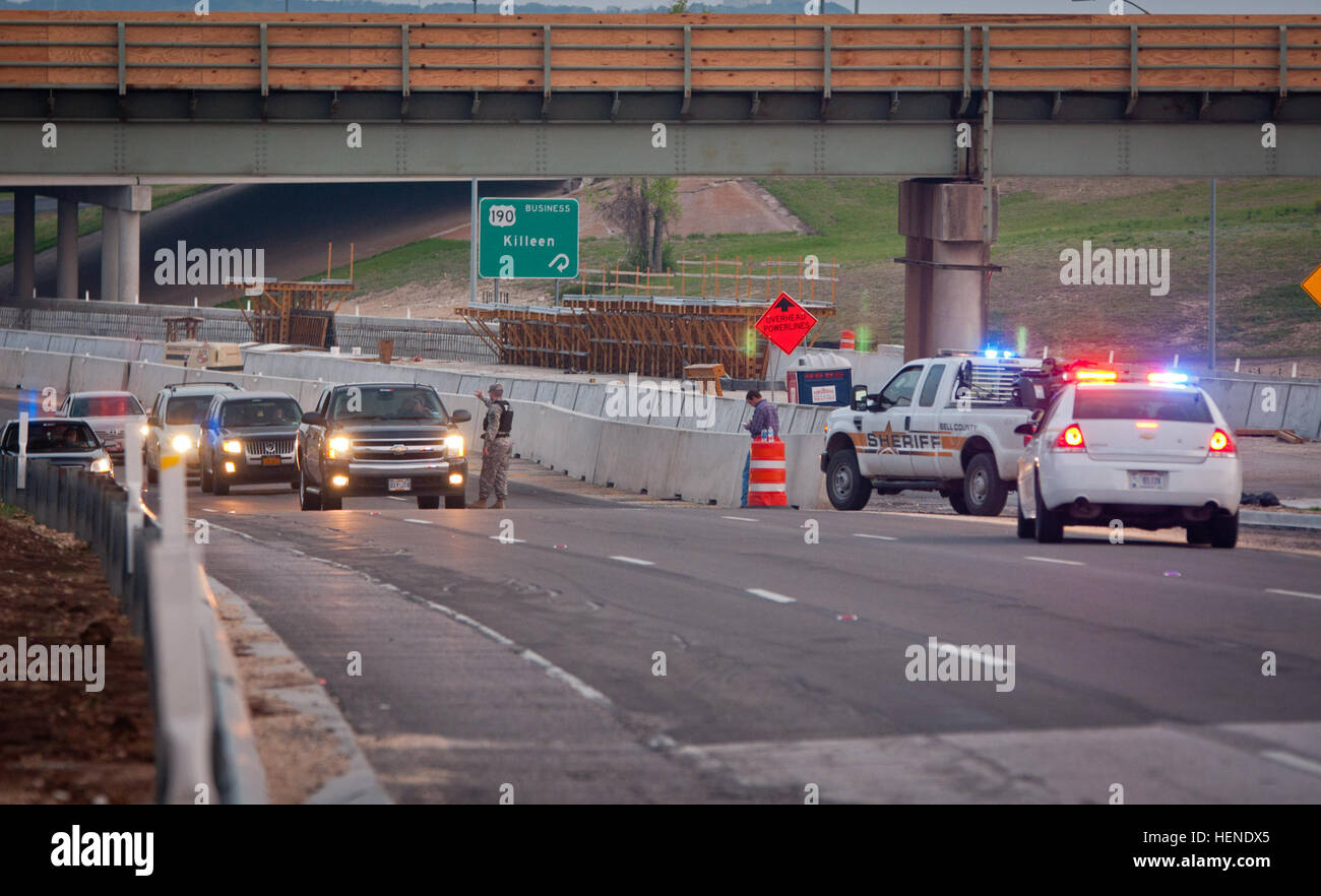 Military police stop traffic as it tries to enter Fort Hood April 2 ...