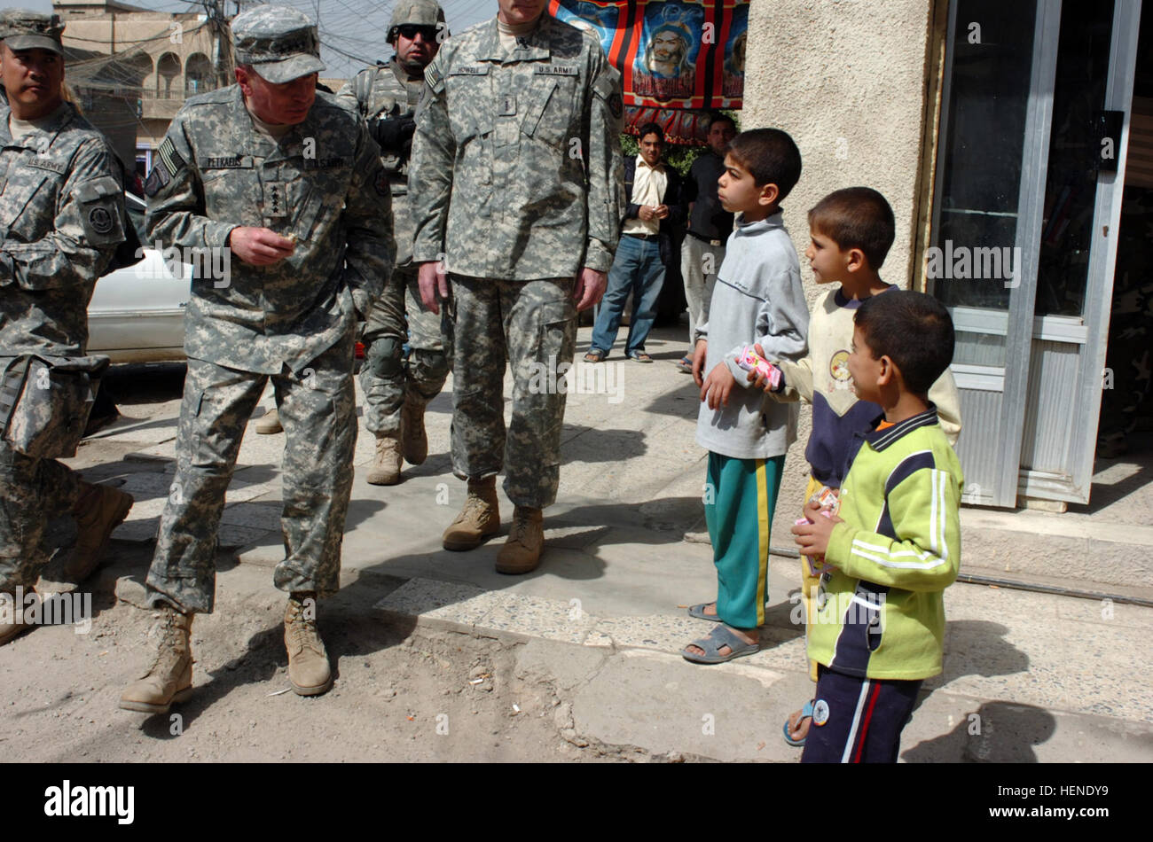 Gen. David Petraeus, commanding general of Multi-National Forces- Iraq ...