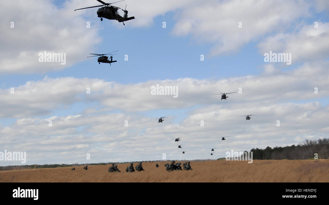 Soldiers with 3rd Battalion, 187th Infantry Regiment, 3rd Brigade ...