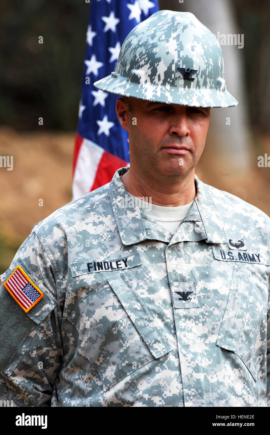 John finley hi-res stock photography and images - Alamy