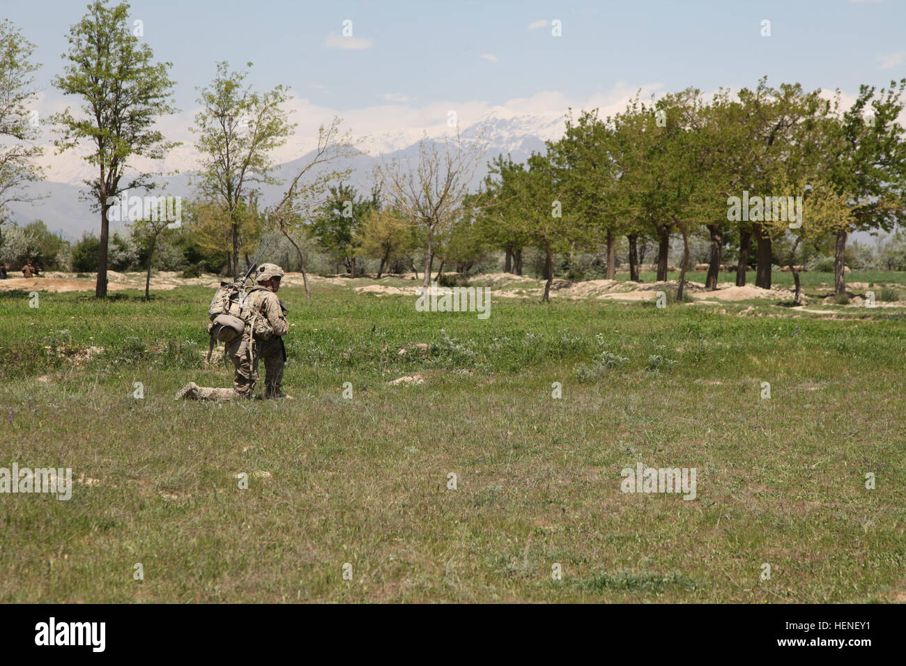 A U.S. Soldier assigned to the 2-502nd Infantry Regiment, 101st ...