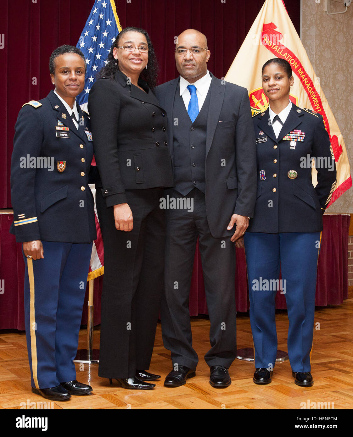 Joint base myer henderson hall commander hi-res stock photography and ...