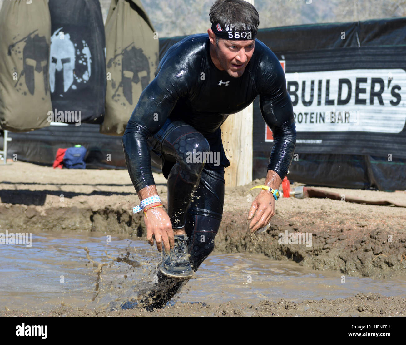 Spartan race finish line hi-res stock photography and images - Alamy