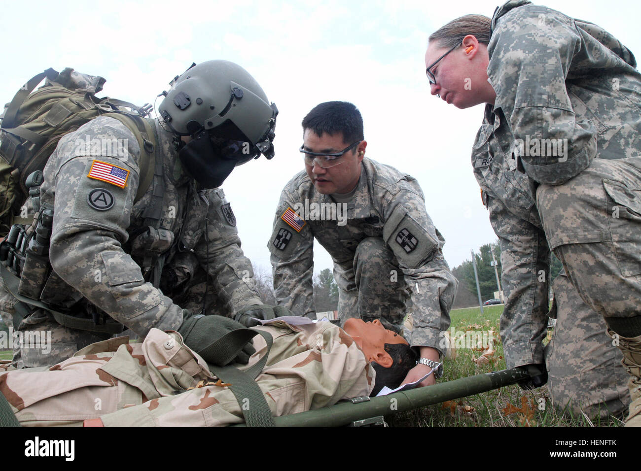 Combat operational stress control hi-res stock photography and images ...