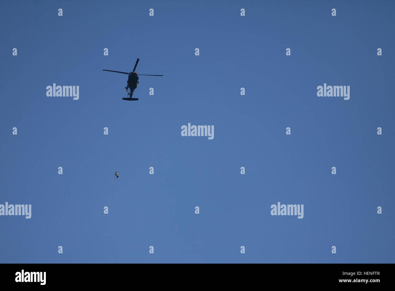 U.S. Army Ranger from 5th Ranger Training Battalion (RTB), 75th Ranger ...