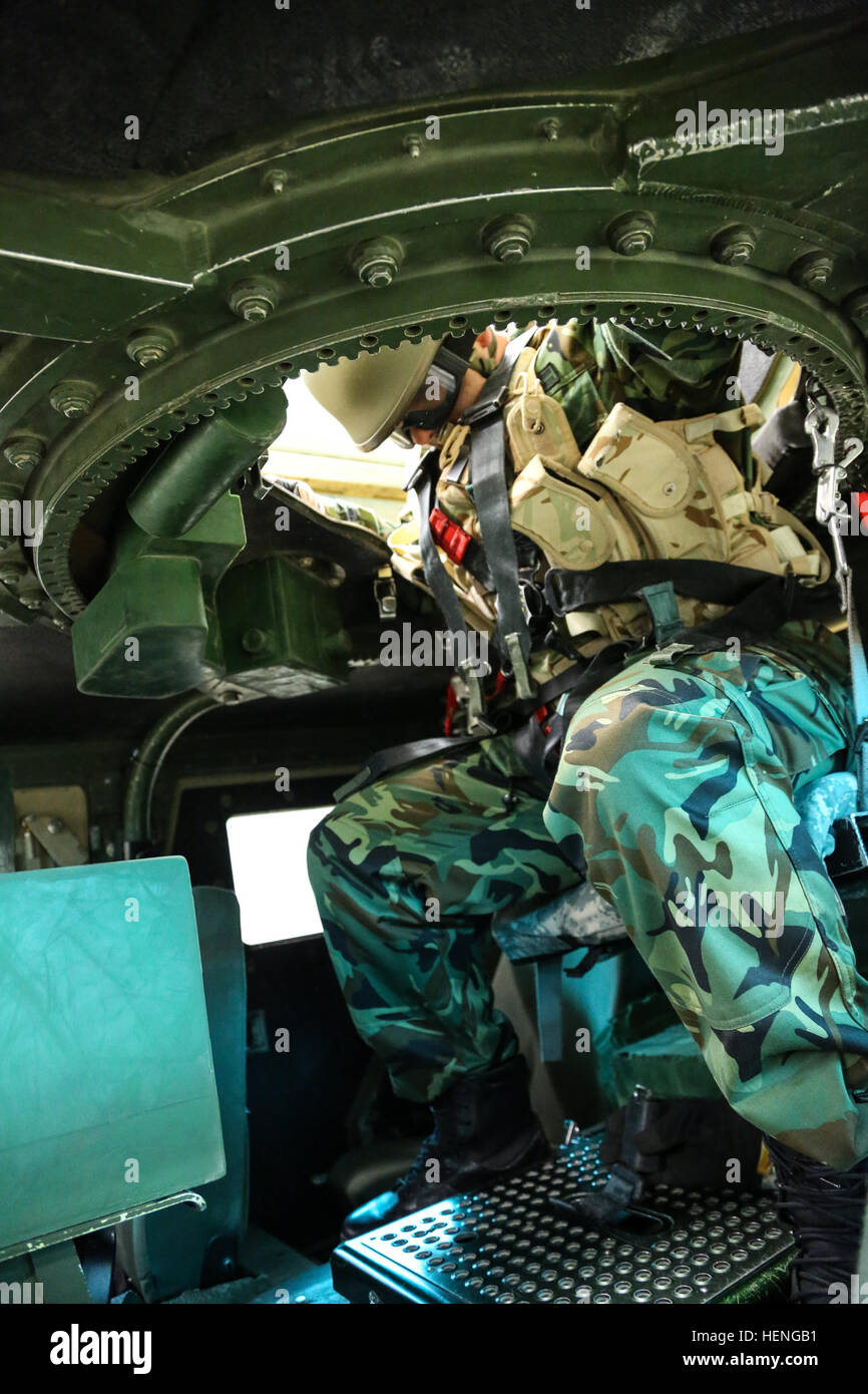 A Bulgarian soldier of 2nd Platoon, 1st Company, 31st Battalion ...