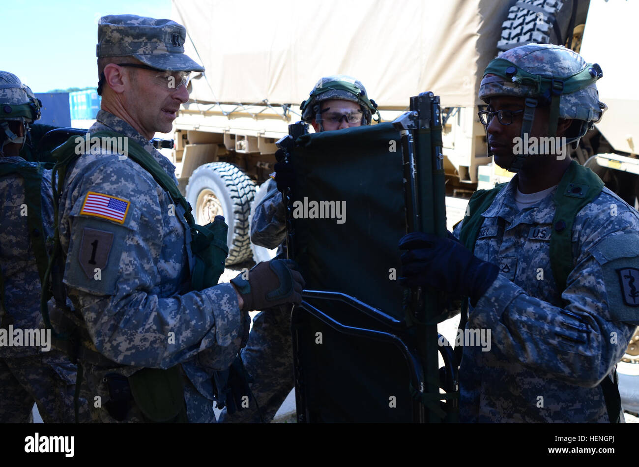 U.S. Soldiers with the 557th Medical Company, 421st Multifunctional ...