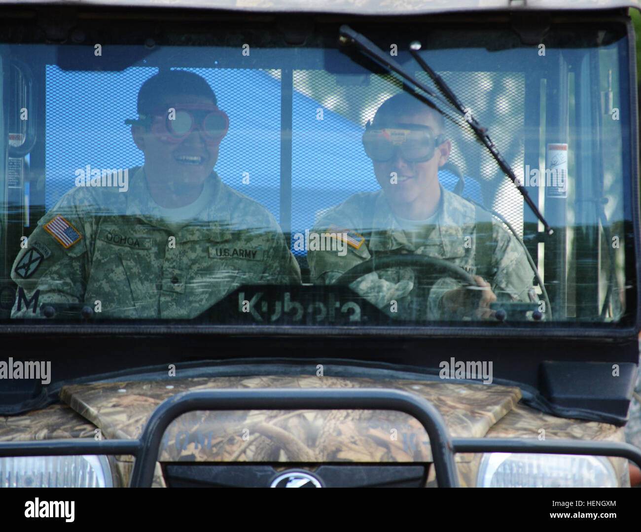 Spc. Alex Ochoa (left), Pfc. Alex Burnette, both mechanics with the ...